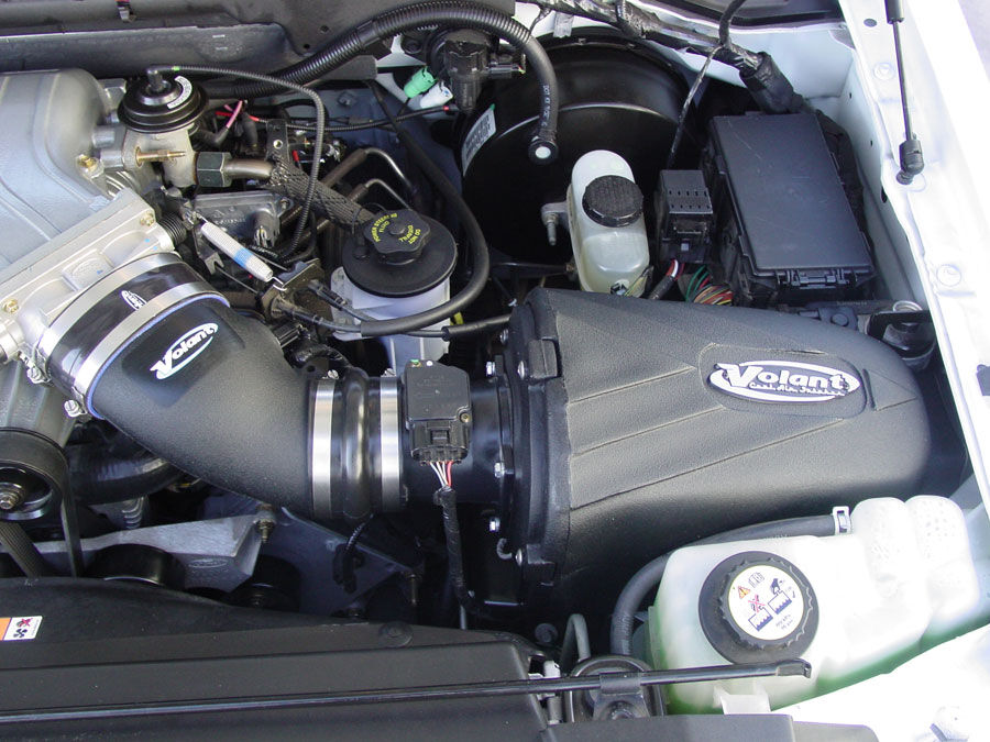2002-2004 Ford Lightning 5.4L Volant Cold Air Intake System w/Air-Box ...