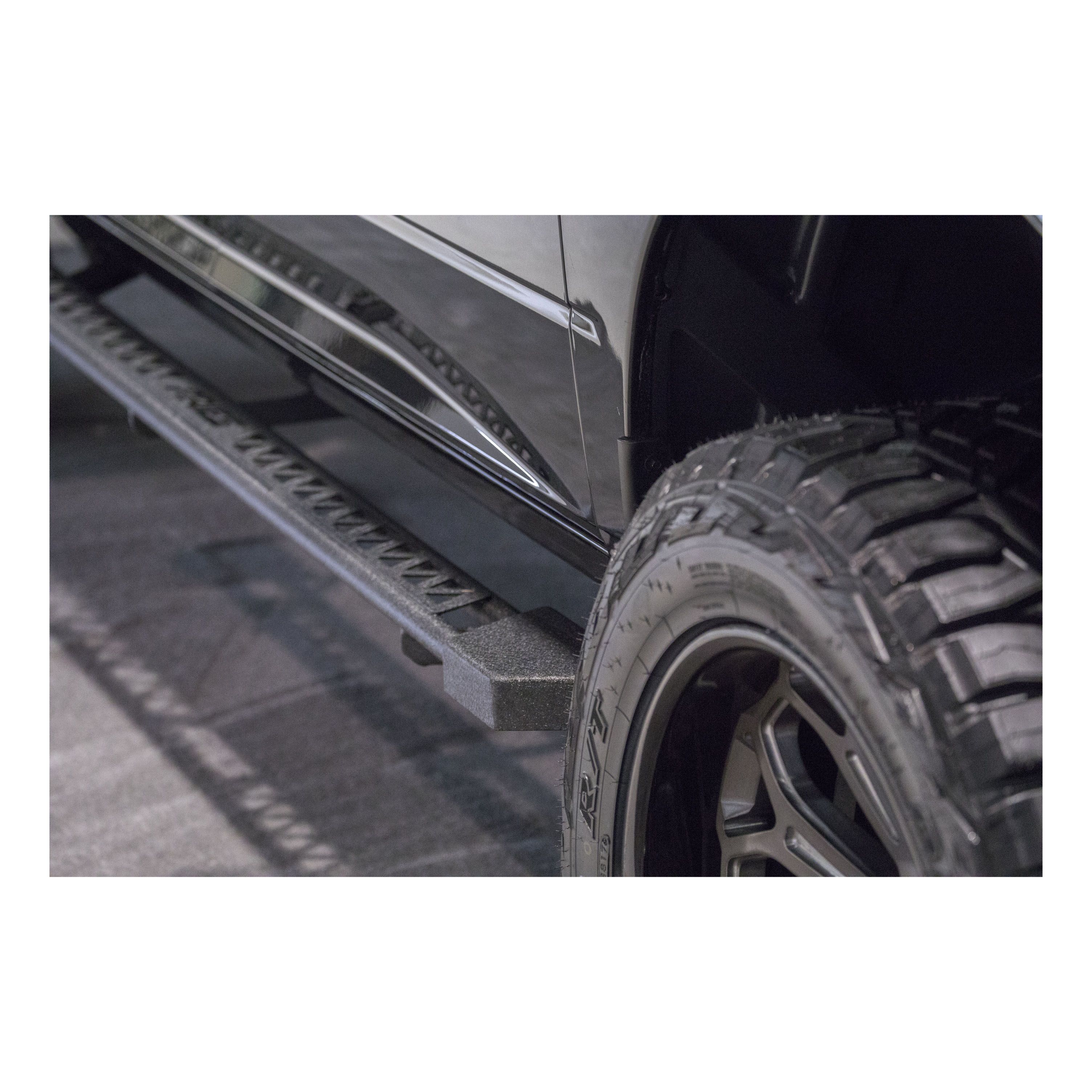 2009-2017 Dodge Ram 3500 Aries Black Rocker Steps CREW CAB - 2074110